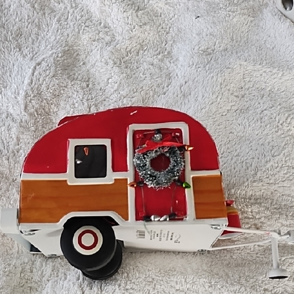 Wondershop | Holiday | Festive Red And White Camper | Poshmark